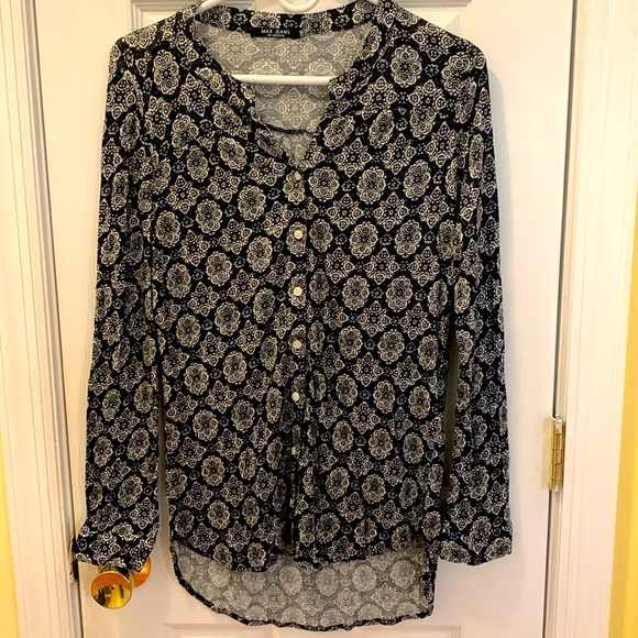 Max Jeans | Tops | Max Jeans Work And Play Button Down Too Size Medium ...